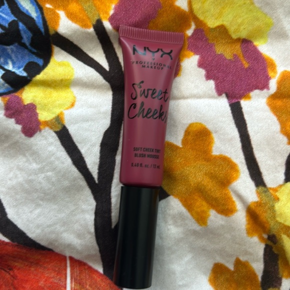 Makeup | Nyx Sweet Cheeks | Poshmark